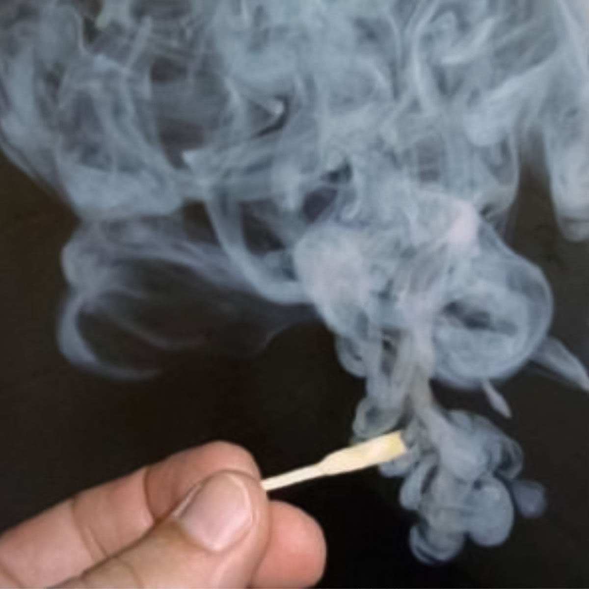 Tub of 25 Regin Smoke Matches from IBHS Ltd